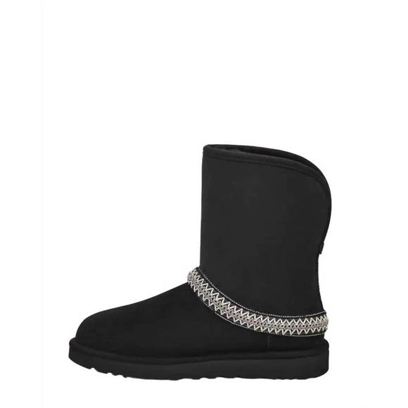 UGG | Shoes | New Ugg Womens Classic Short Crescent Boot In Black ...